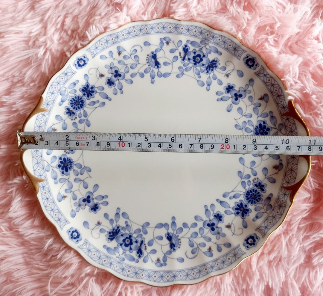 Narumi Milano Cake Server / Plate on Carousell
