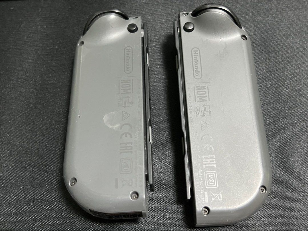 Nintendo Switch Joycons - Grey (Discontinued), Video Gaming, Gaming ...