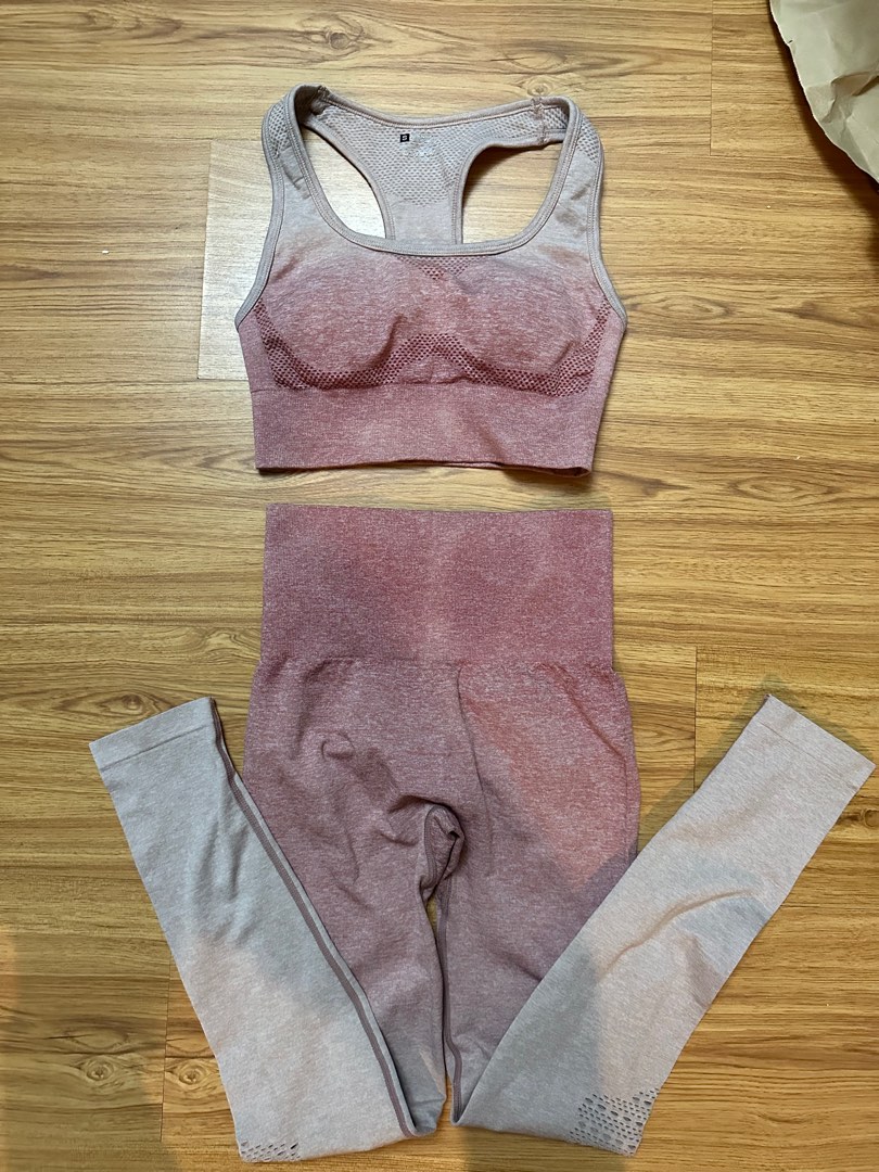 Ombre Pink Workout Set, Women's Fashion, Activewear on Carousell