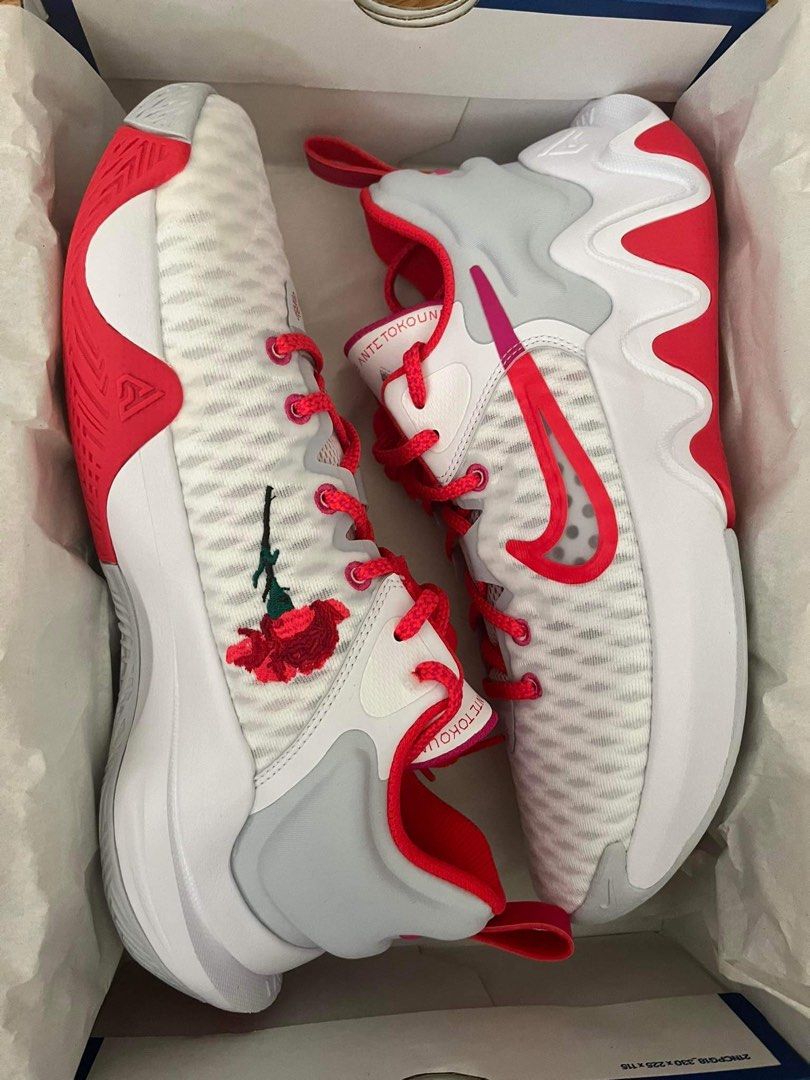 Original Giannis Immortality - Rose, Men's Fashion, Footwear, Sneakers ...