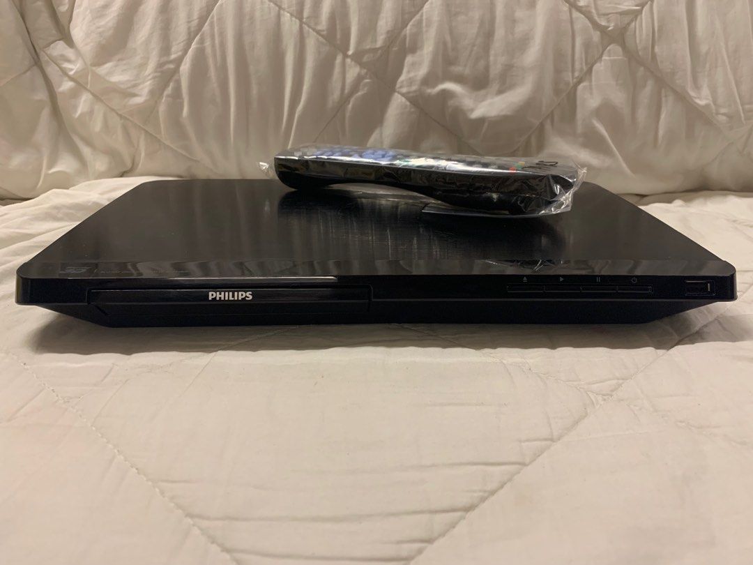 Philips Blu-ray 3D/DVD Model BDP-3480k with Universal Remote, TV & Home ...