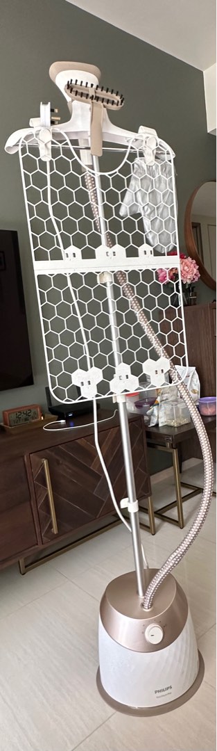 Philips easy touch steamer 1800W, TV & Home Appliances, Irons ...