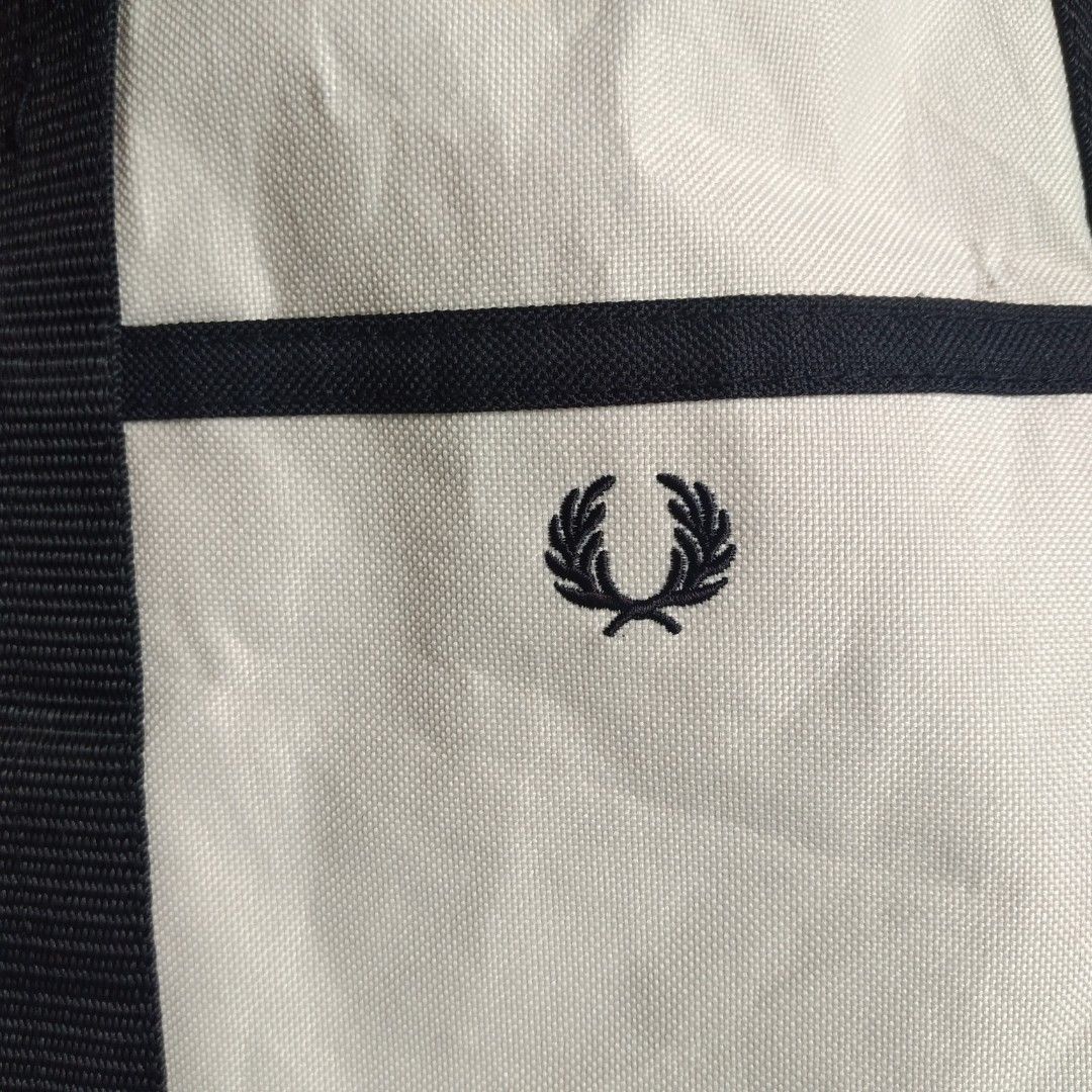 Pred Ferry Tote Bag, Luxury, Bags & Wallets on Carousell