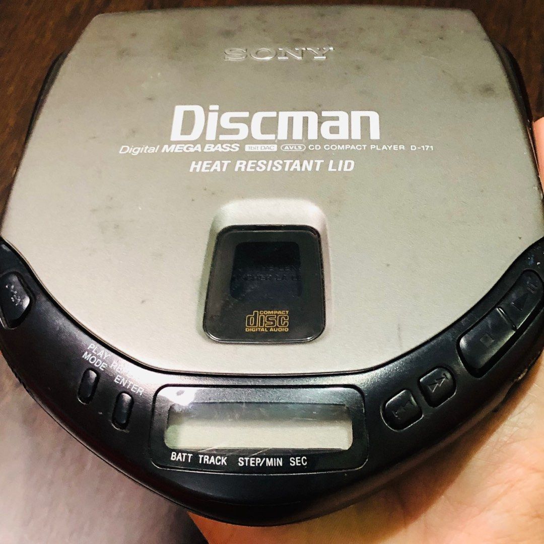 RARE | Sony Discman D-171 Walkman Portable CD Music player, Hobbies ...