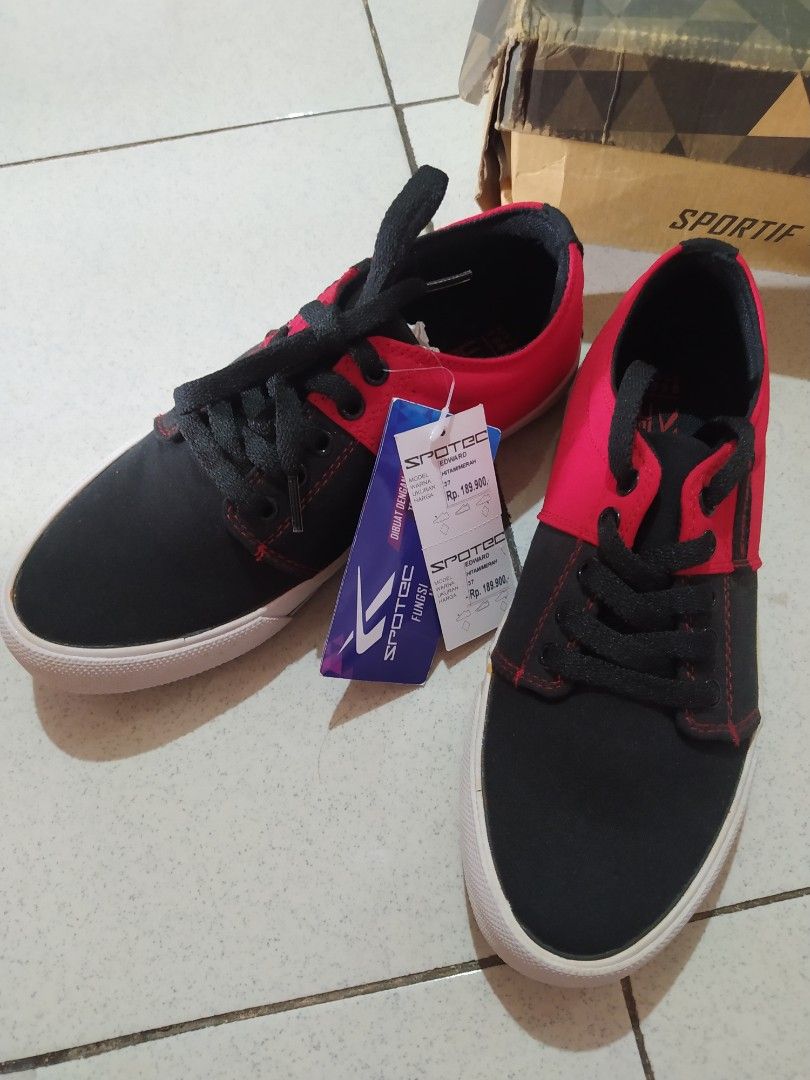 Sepatu Spotec, Fesyen Wanita, Sepatu di Carousell