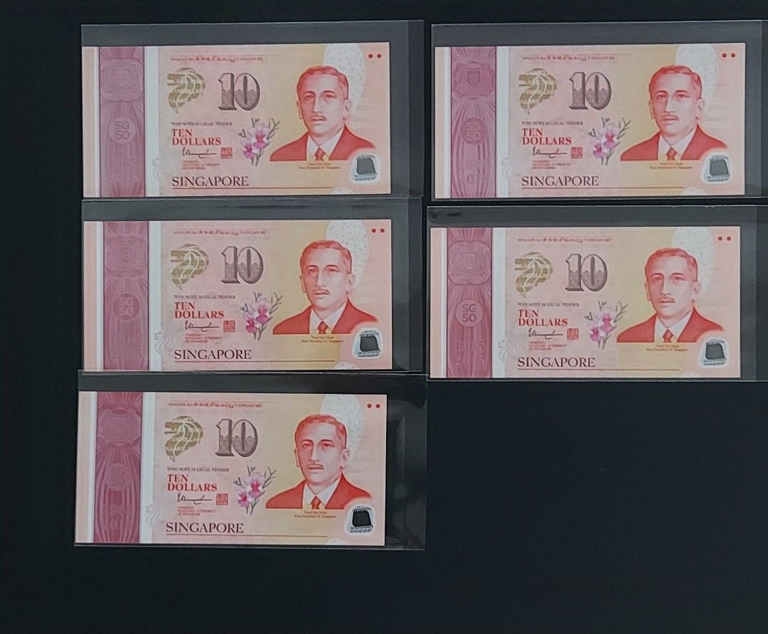 SG50 Commemorative Notes Random numbers. Comes with Folder. UNC ...