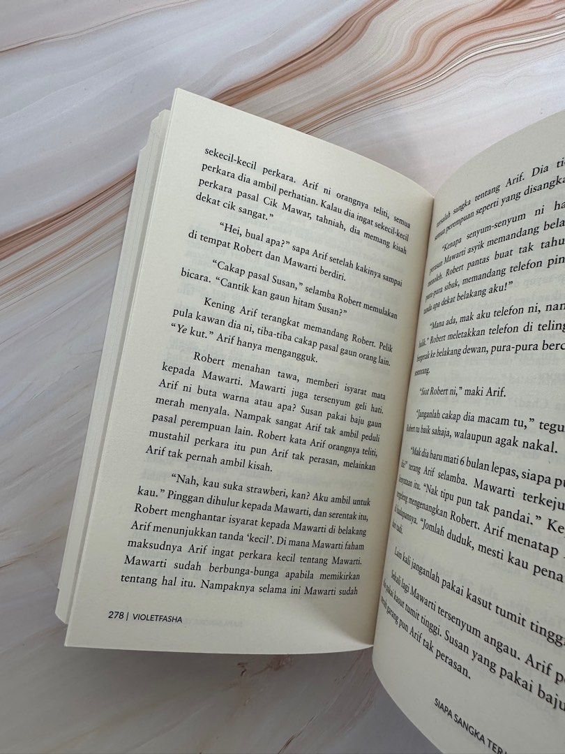 (SG SELLER) Siapa Sangka Terjatuh Cinta by Violetfasha (MALAY NOVEL), Hobbies & Toys, Books ...