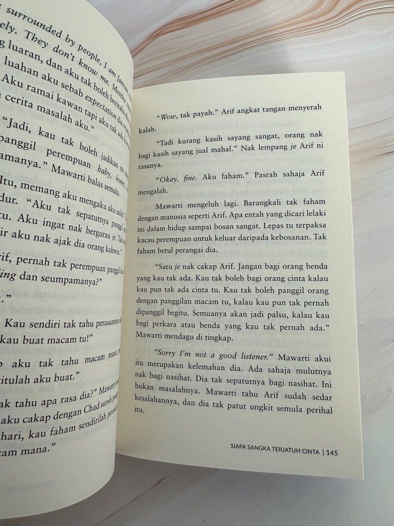 (SG SELLER) Siapa Sangka Terjatuh Cinta by Violetfasha (MALAY NOVEL), Hobbies & Toys, Books ...