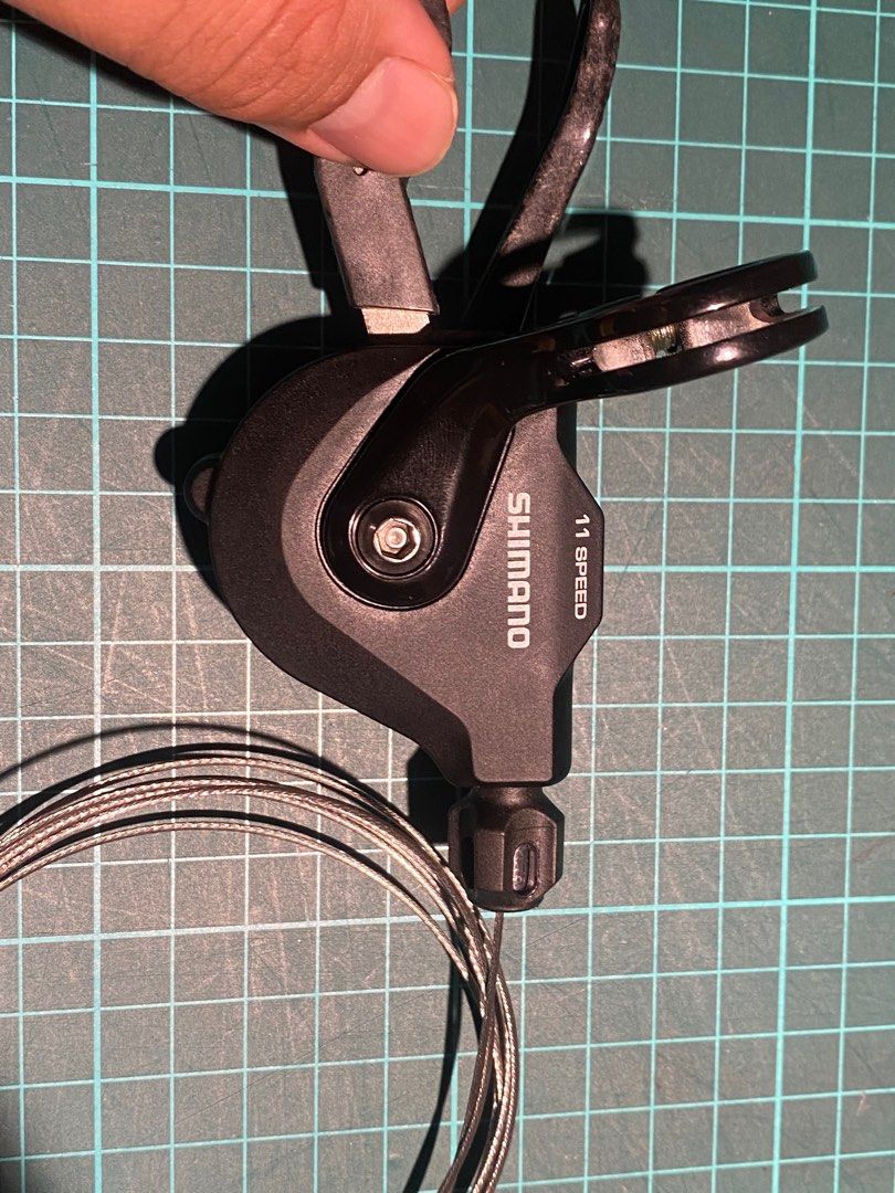 Shimano 105 SL-RS700 Shiter, Sports Equipment, Bicycles & Parts ...