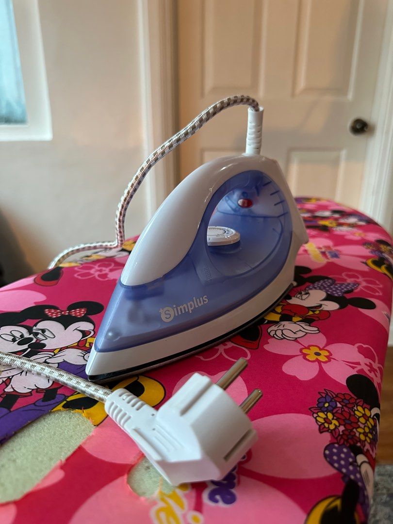 Simplus Iron & metal Ironing board on Carousell