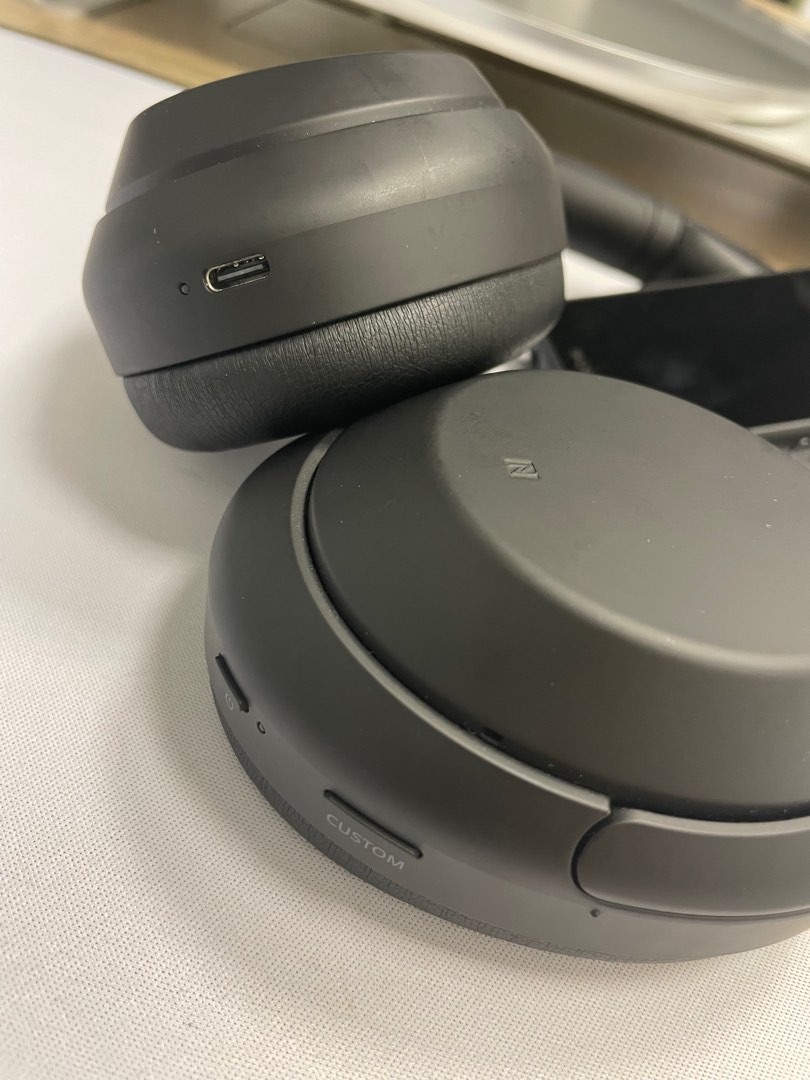 Sony Headphones WH1000-XM4 with lossless player, Audio, Headphones ...