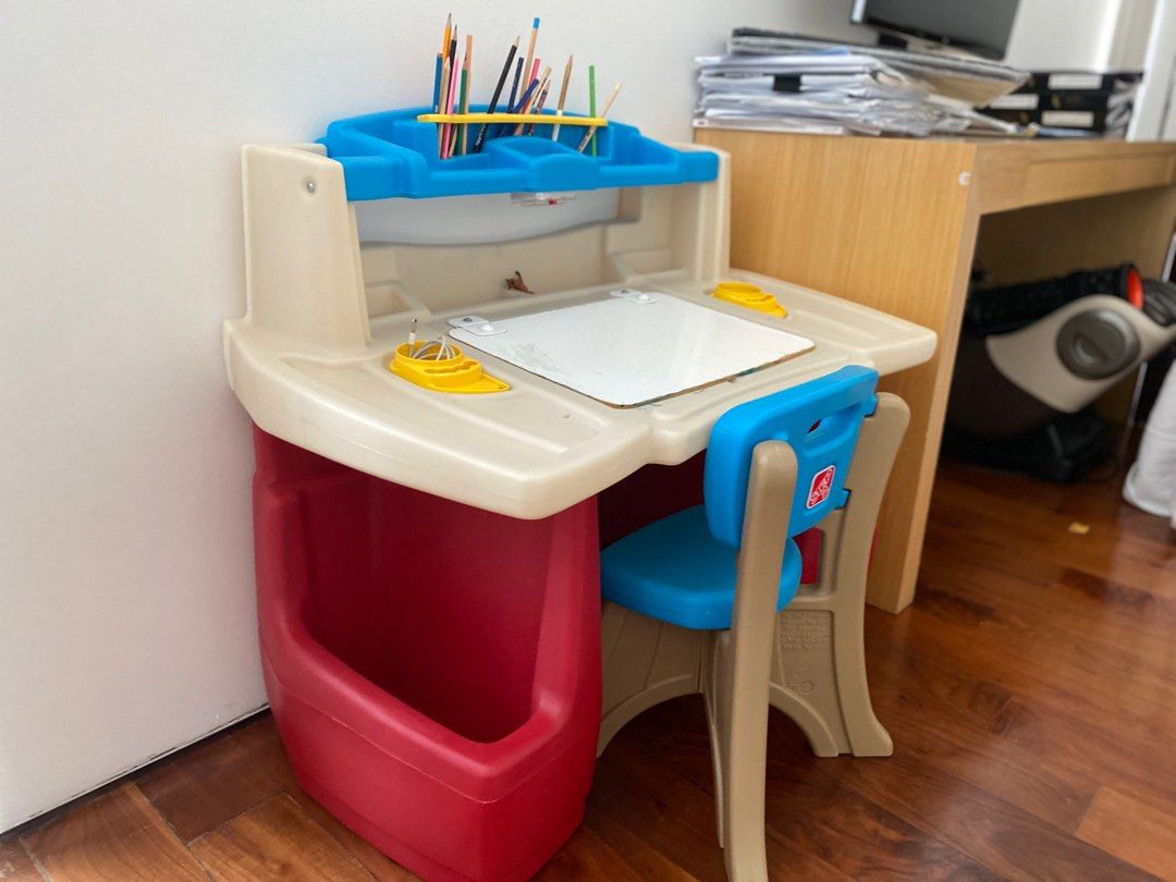 Step2 Children’s desk bureau writing table with chair, Babies & Kids ...