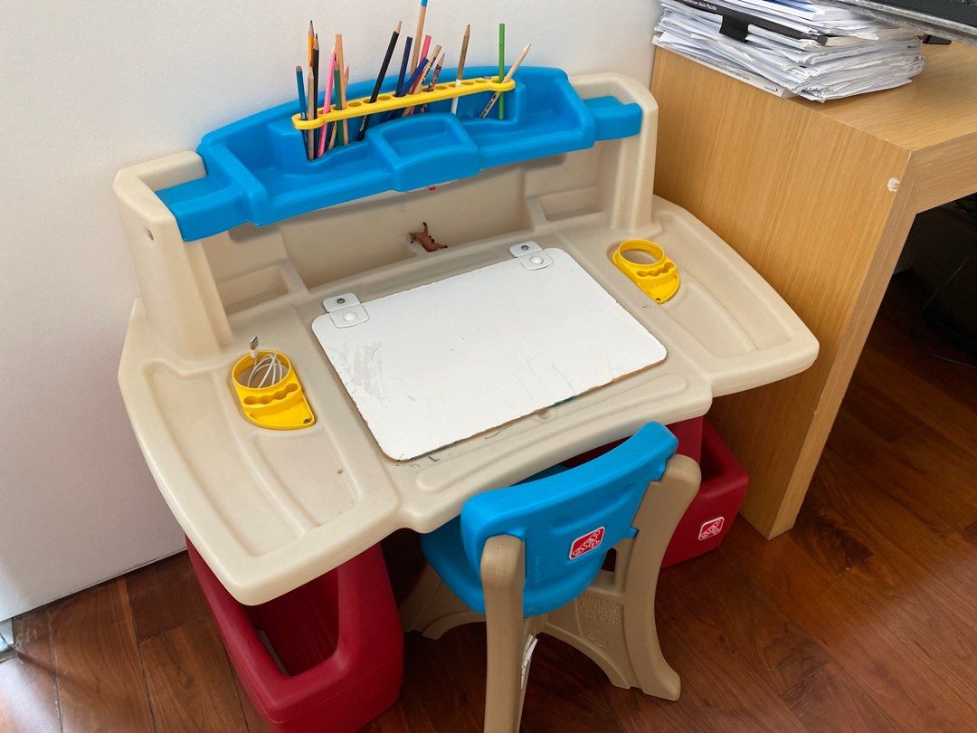 Step2 Children’s desk bureau writing table with chair, Babies & Kids ...