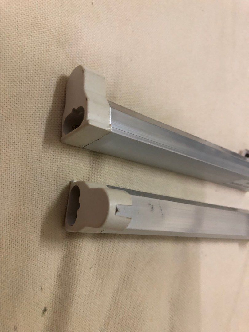 T4/T5 Fluorescent Lamp Bracket, Furniture & Home Living, Lighting ...