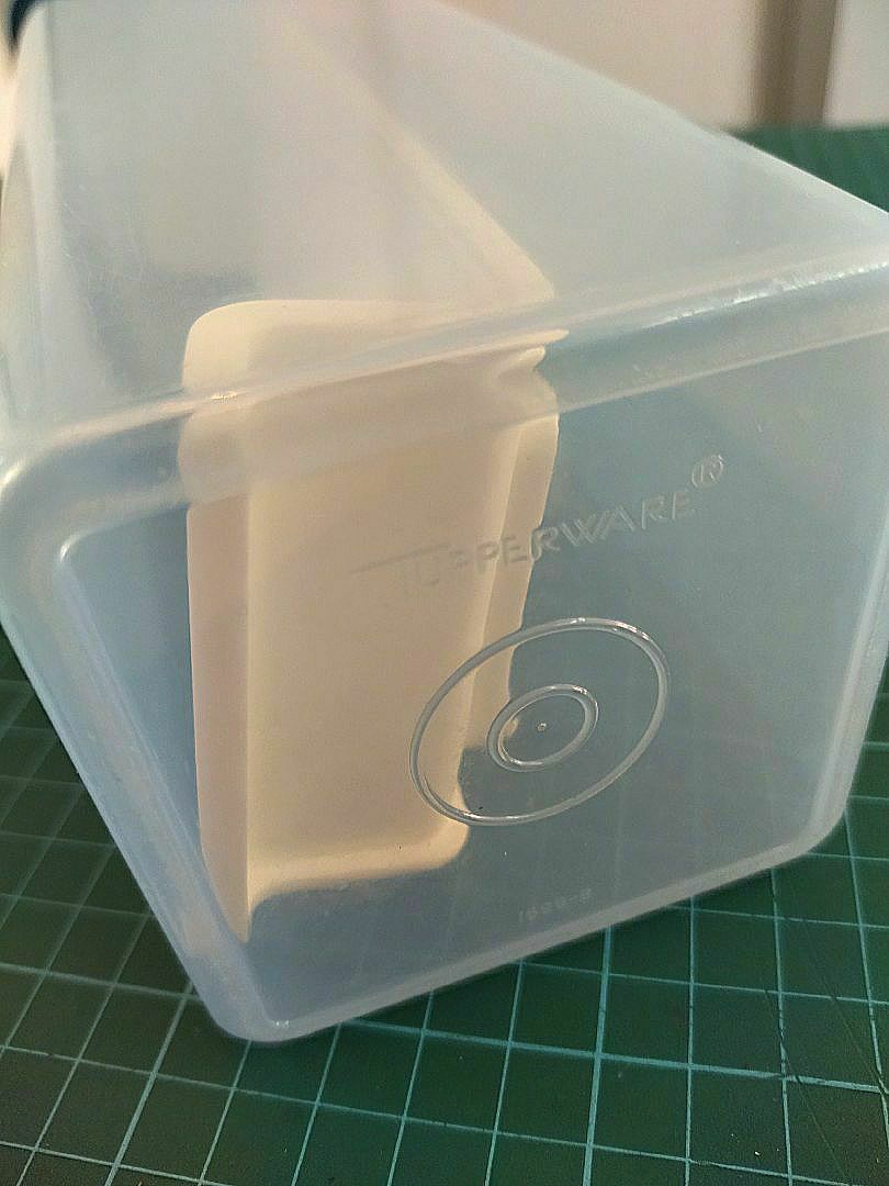 Tupperware for Cake, Food & Drinks, Homemade Bakes on Carousell