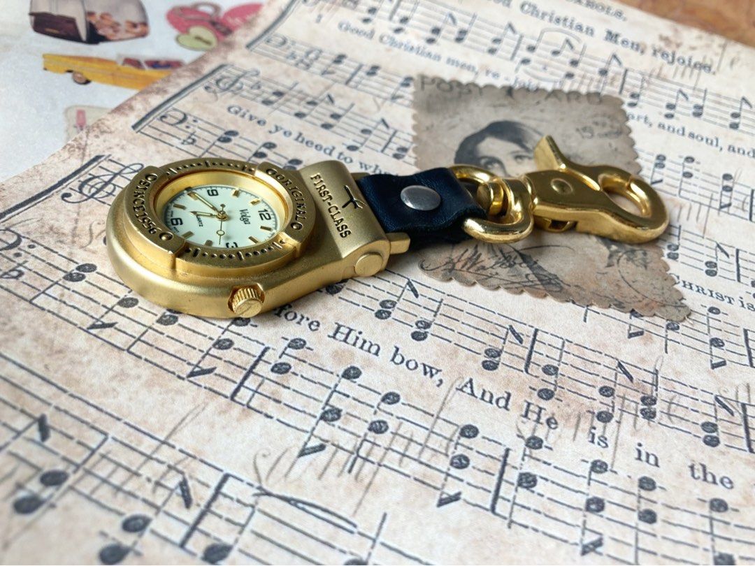 Vintage Volga Glow In The Dark Keychain Watch, Women's Fashion, Watches ...