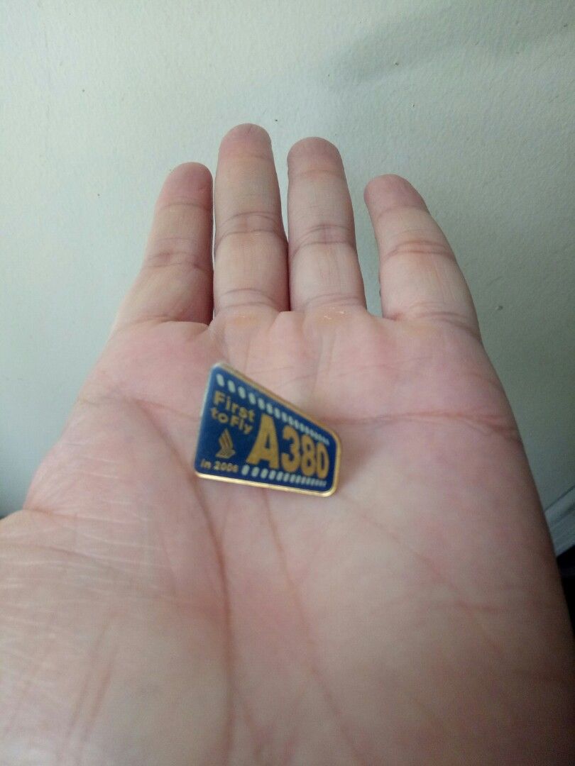 vintage/commemorative - SQ first to fly A380 postcards and pin, Hobbies ...