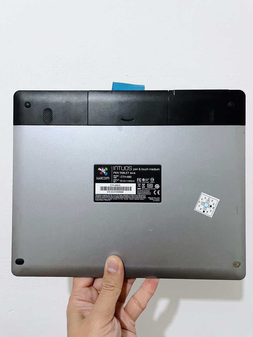 Wacom Intuos CTH-680 Normal, Elektronik, Bagian Komputer & Aksesoris di ...