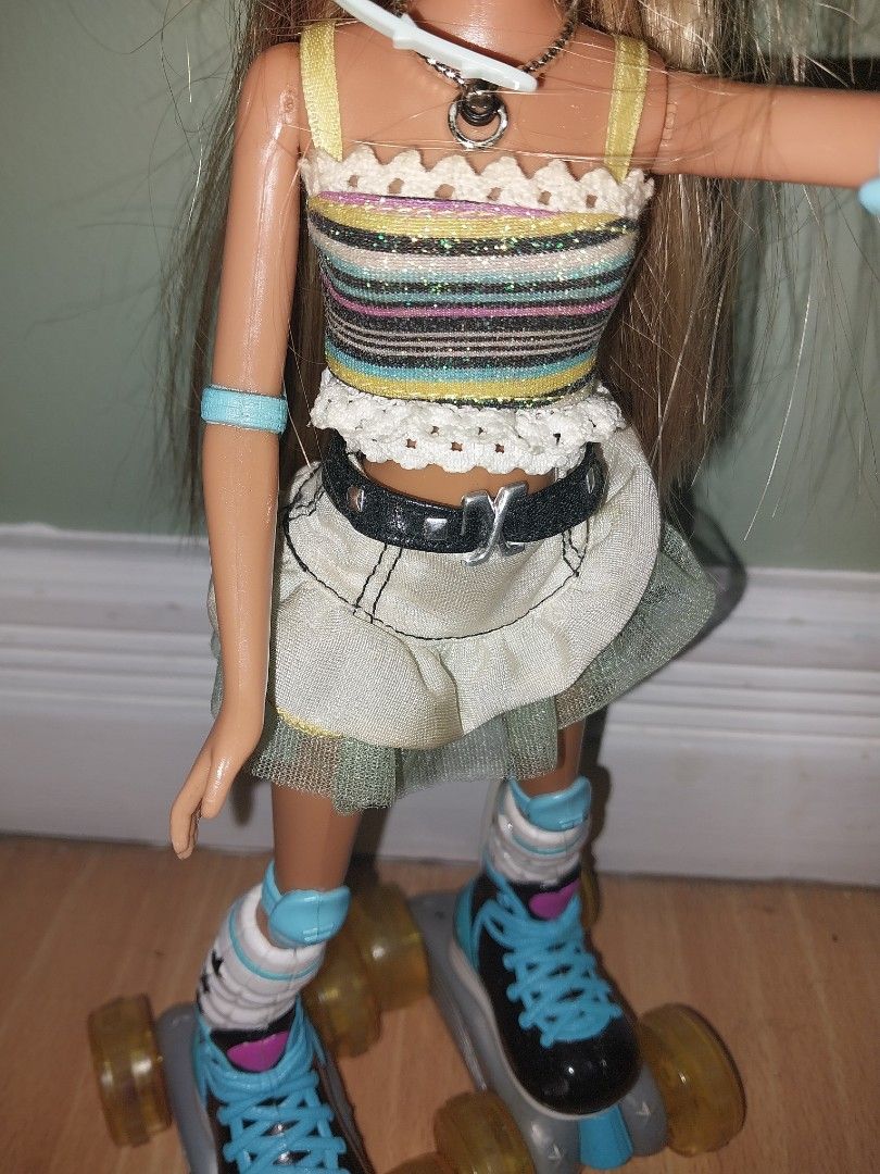 WORKING barbie my scene roller girls, Hobbies & Toys, Toys & Games on ...