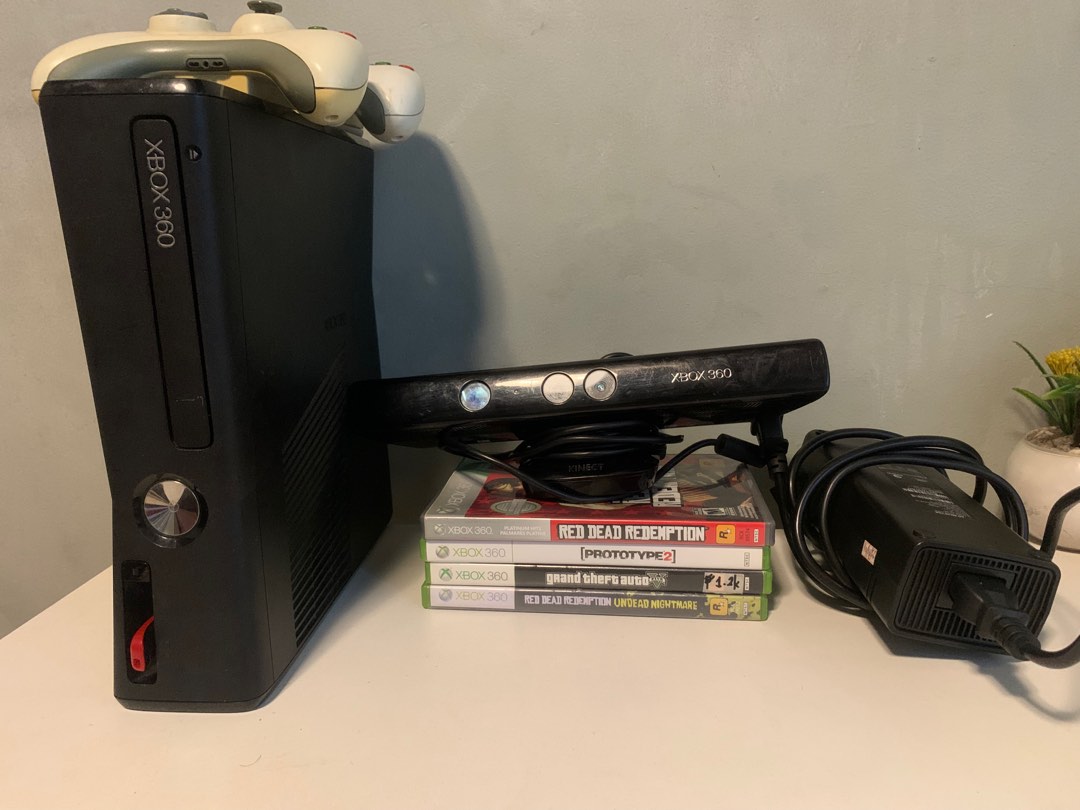 Xbox 360 Slim 4gb with 16gb usb, Video Gaming, Video Game Consoles ...