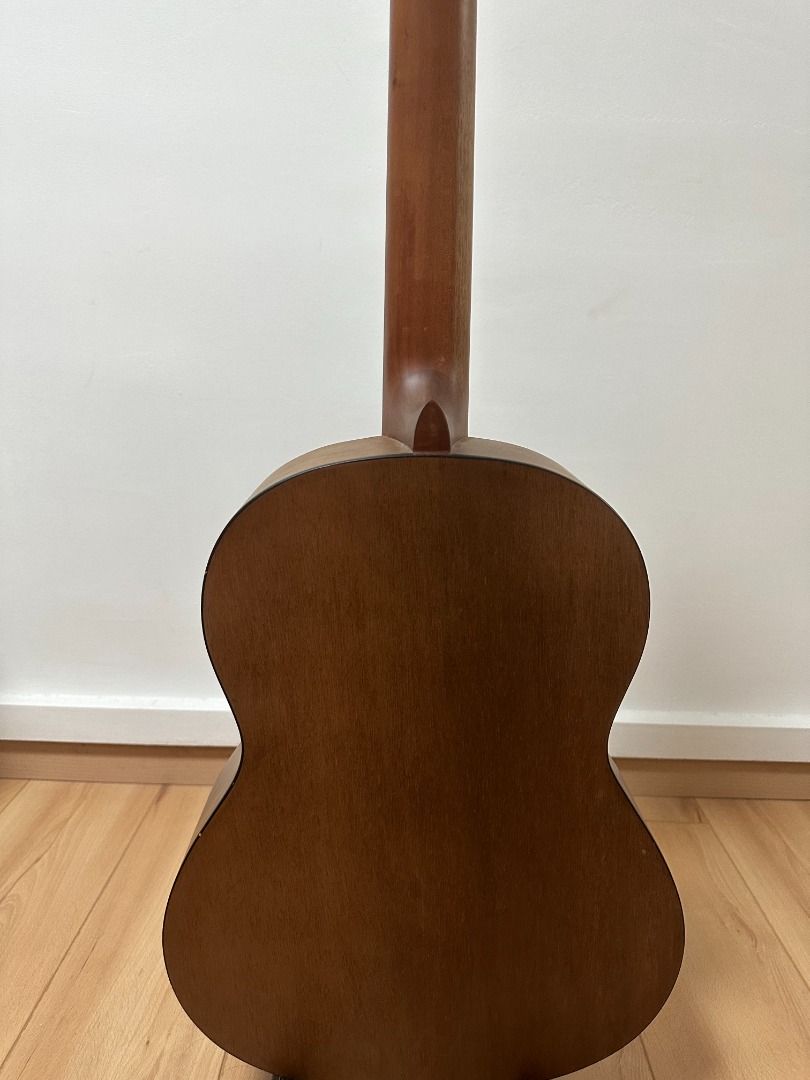 Yamaha C40M Guitar, Hobbies & Toys, Music & Media, Musical Instruments on Carousell