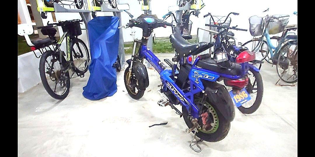 THROWING AWAY SUV-7 Blue Tag Straight Frame Setup E-Bike PAB power ...