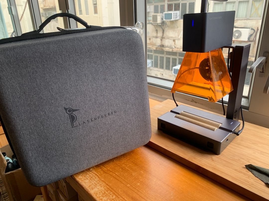 99% new LaserPecker 2 LP2 專業版 鐳射雕刻機, 電腦＆科技, 打印機及影印機 - Carousell