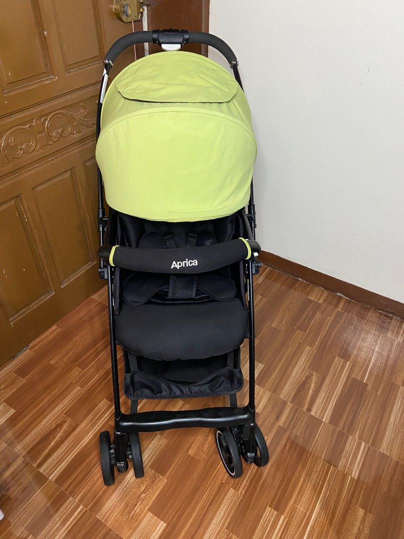 Aprica Luxuna Air Stroller, Babies & Kids, Going Out, Strollers on ...