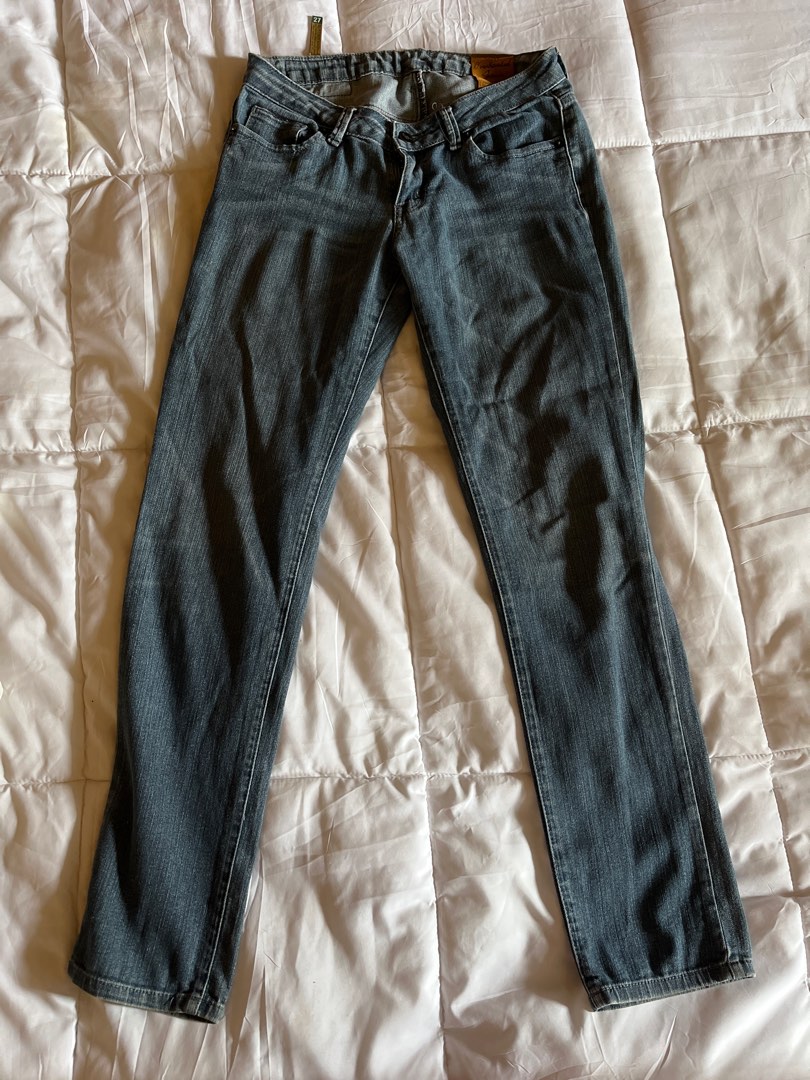 Bench Herbench overhauled faded blue jeans on Carousell