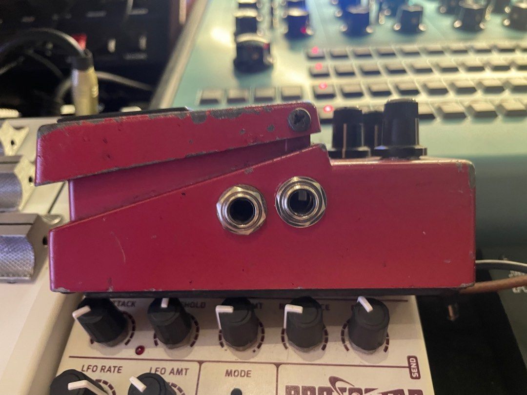 Boss DM-3 Analog Delay Pedal MIJ, Hobbies & Toys, Music & Media, Music ...