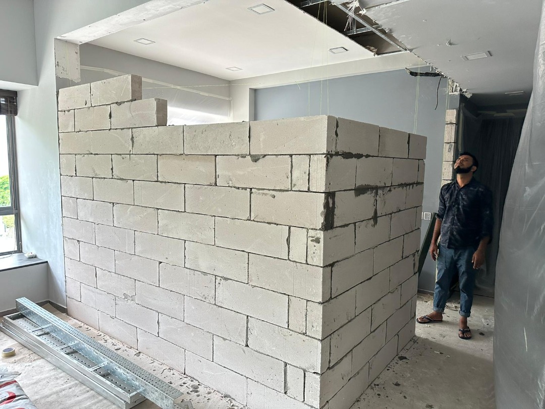 Brick wall Hack/Brick wall Build/Plastering/Painting/Direct Contractor ...