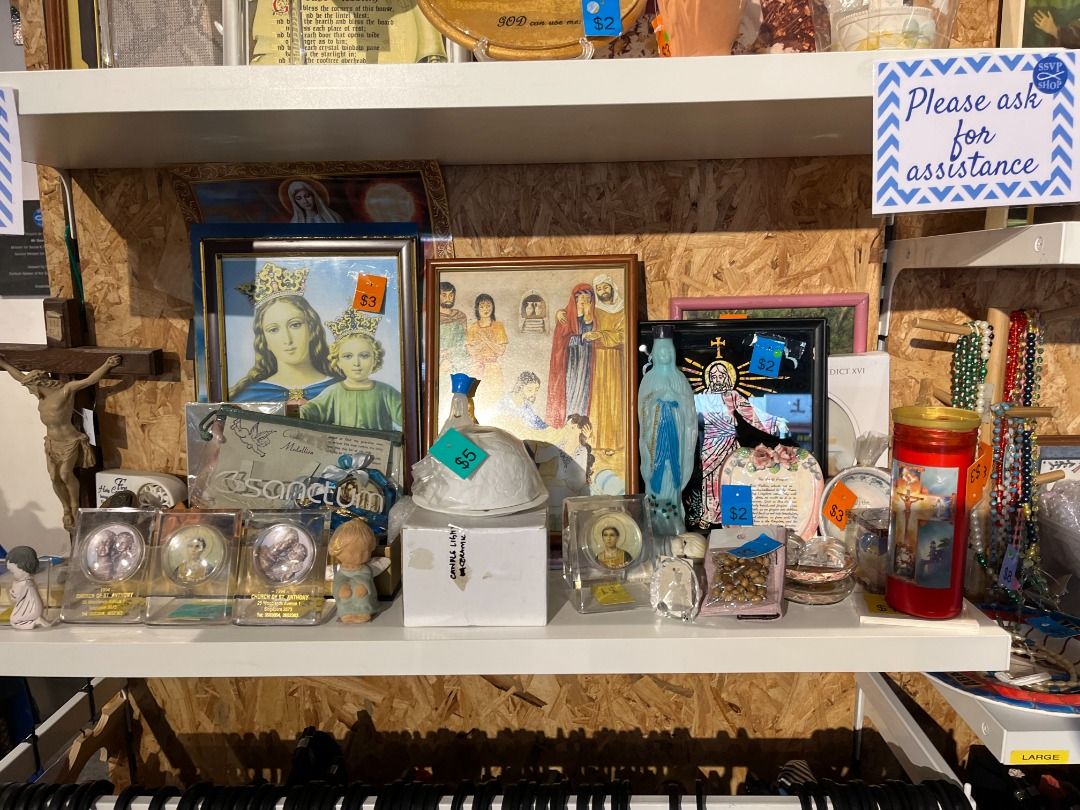 Catholic religious items: pictures, prayers, rosaries, cross, Hobbies ...