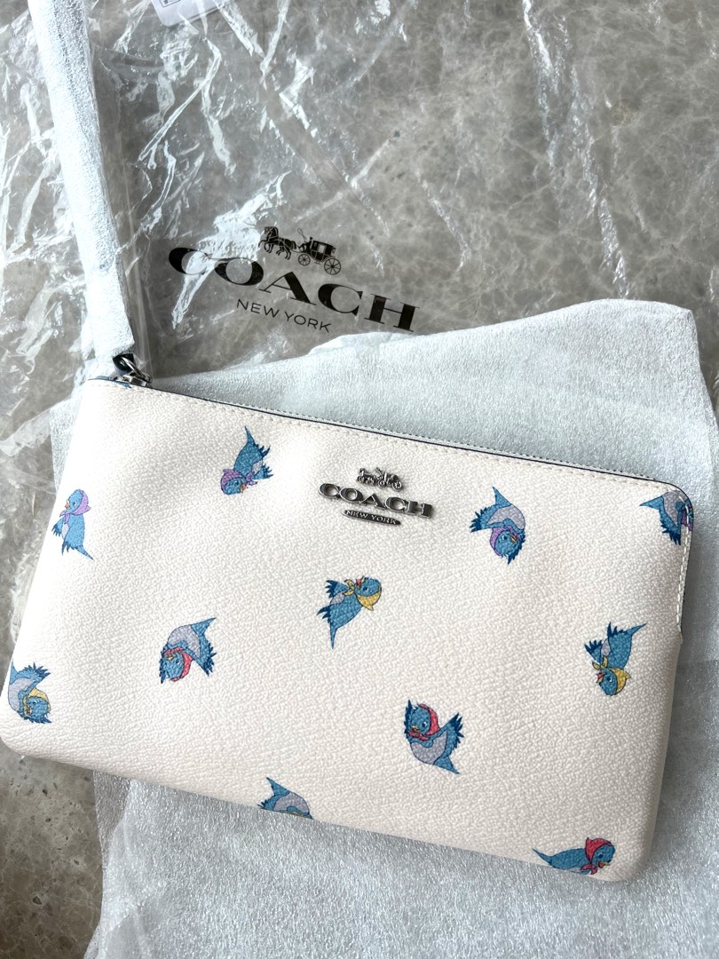 Coach cinderella Wristlet, Women's Fashion, Bags & Wallets, Purses ...