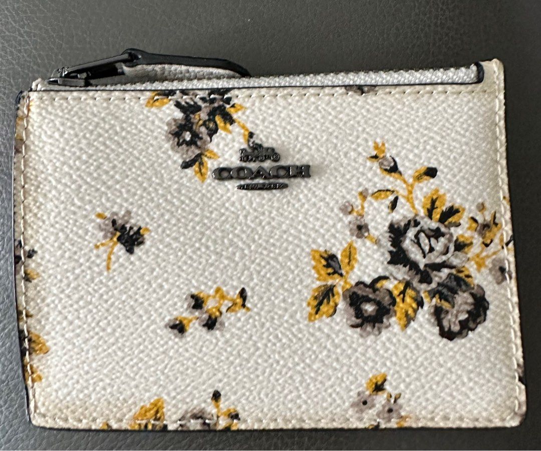 Coach coin card holder, Luxury, Bags & Wallets on Carousell
