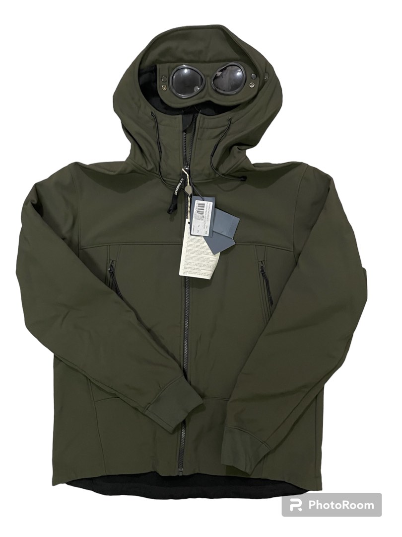cp company goggle jacket cp shell, Men's Fashion, Coats, Jackets and Outerwear on Carousell