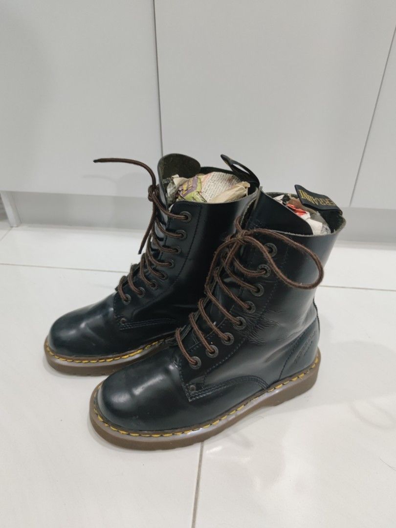 Ferradini Boots 6uk, Men's Fashion, Footwear, Boots on Carousell