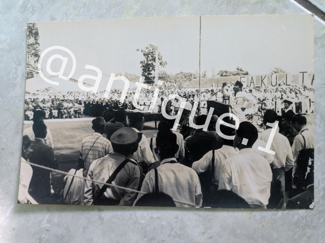 Foto peresmian ITB oleh Ir. Soekarno 2 Mei 1959, Antik, Pajangan di ...