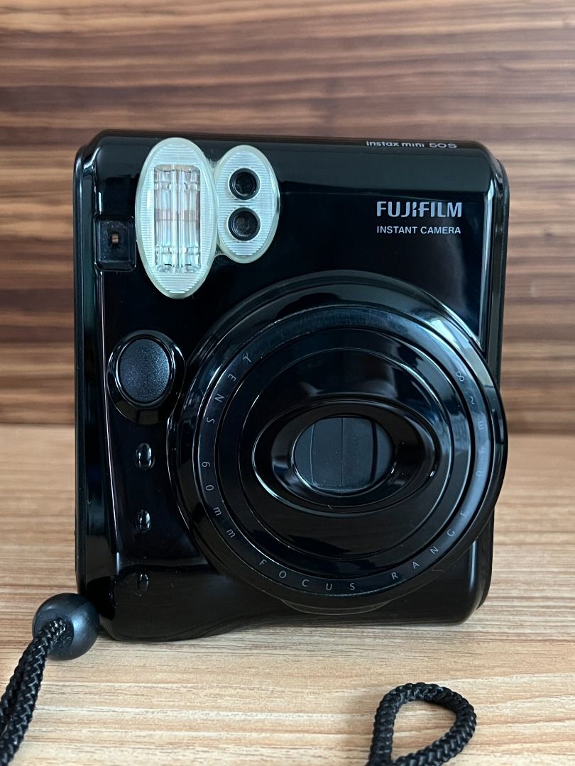 Fujifilm Instax Mini 50s Piano Black, Photography, Cameras on Carousell