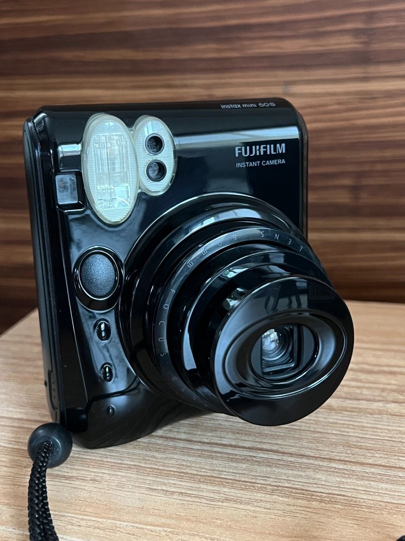 Fujifilm Instax Mini 50s Piano Black, Photography, Cameras on Carousell