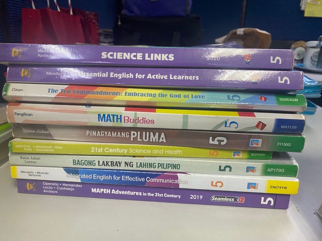 Grade 5 textbooks, Hobbies & Toys, Books & Magazines, Textbooks on ...