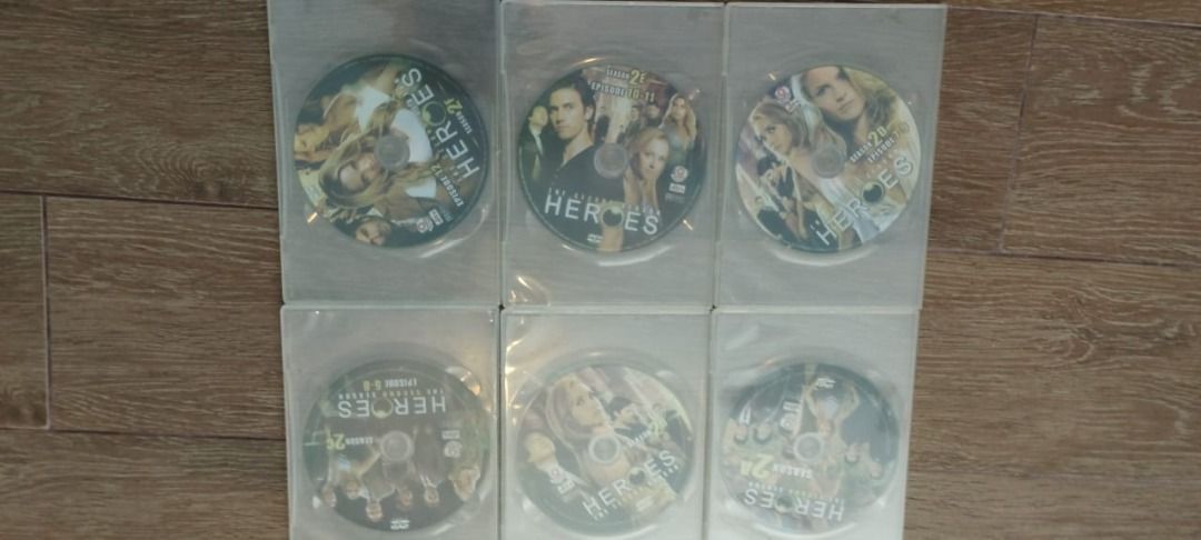 Heroes Movie Disc Season 1 and 2, Hobbies & Toys, Music & Media, CDs & DVDs on Carousell