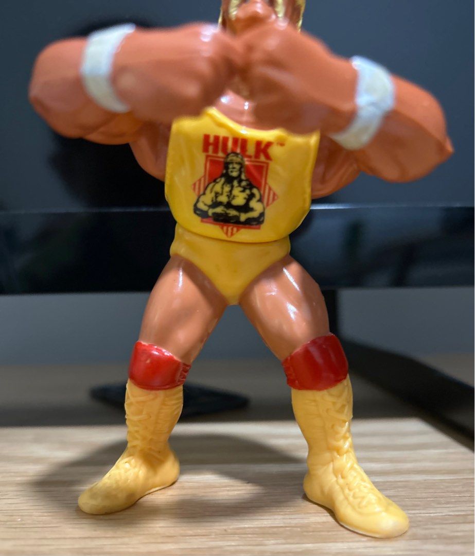 Hulk Hogan vintage toy Hasbro, Hobbies & Toys, Memorabilia ...