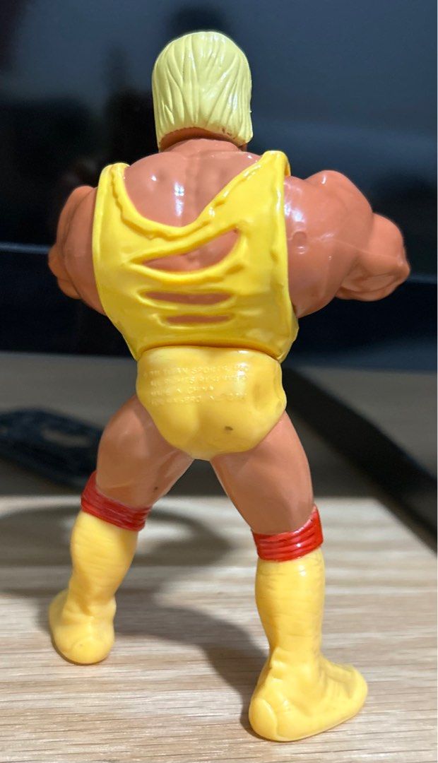Hulk Hogan vintage toy Hasbro, Hobbies & Toys, Memorabilia ...