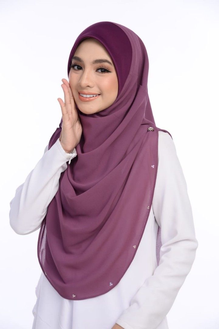 Instant Hijab, Women's Fashion, Muslimah Fashion, Hijabs on Carousell