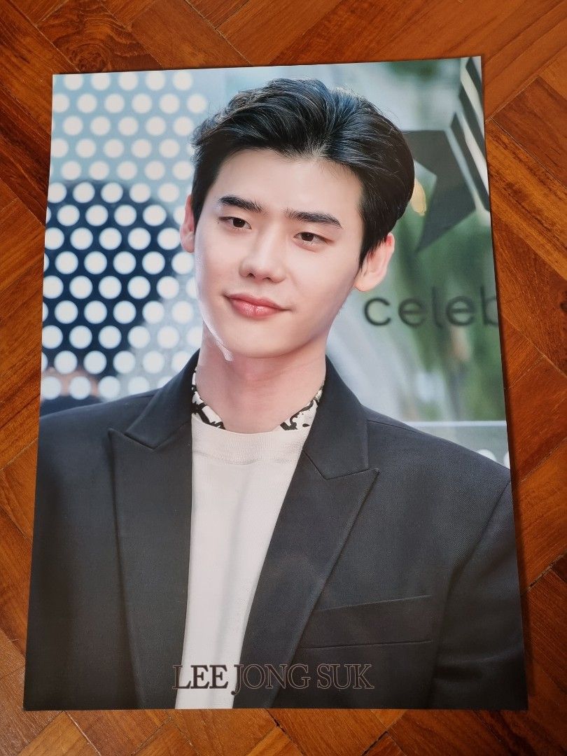 Lee Jongsuk Posters, Hobbies & Toys, Memorabilia & Collectibles, K-Wave ...