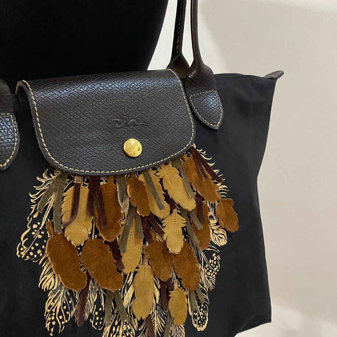 Longchamp Le Pliage Black Color 3D Apache Feather Bag, Women's Fashion, Bags & Wallets, Shoulder ...