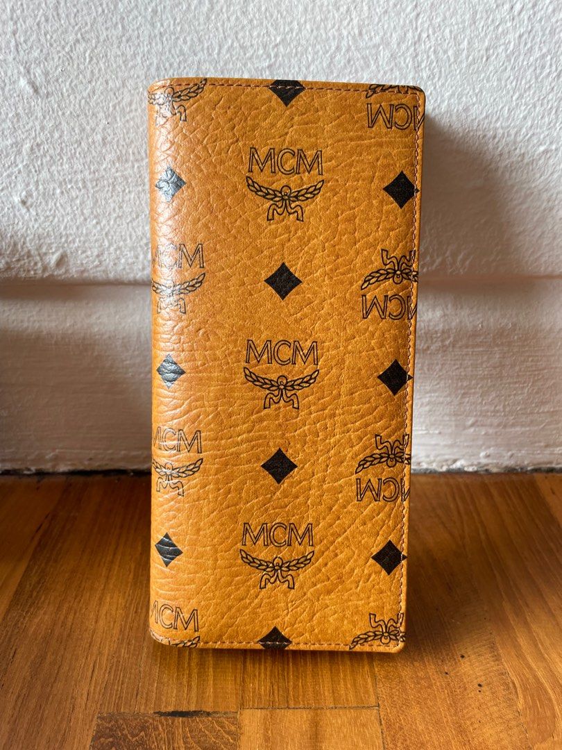 MCM Heritage series long wallet, Luxury, Bags & Wallets on Carousell