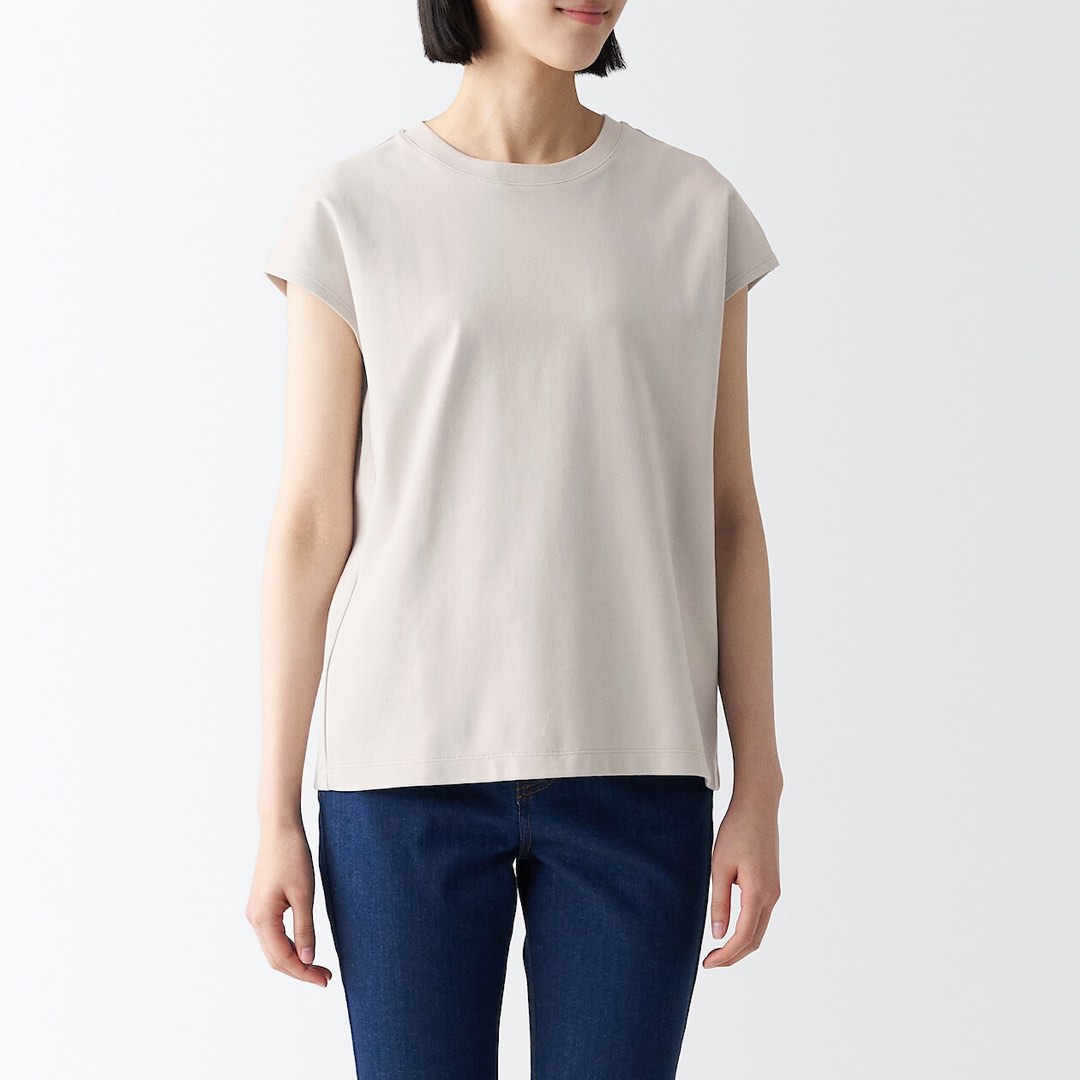 MUJI top, Women's Fashion, Tops, Blouses on Carousell