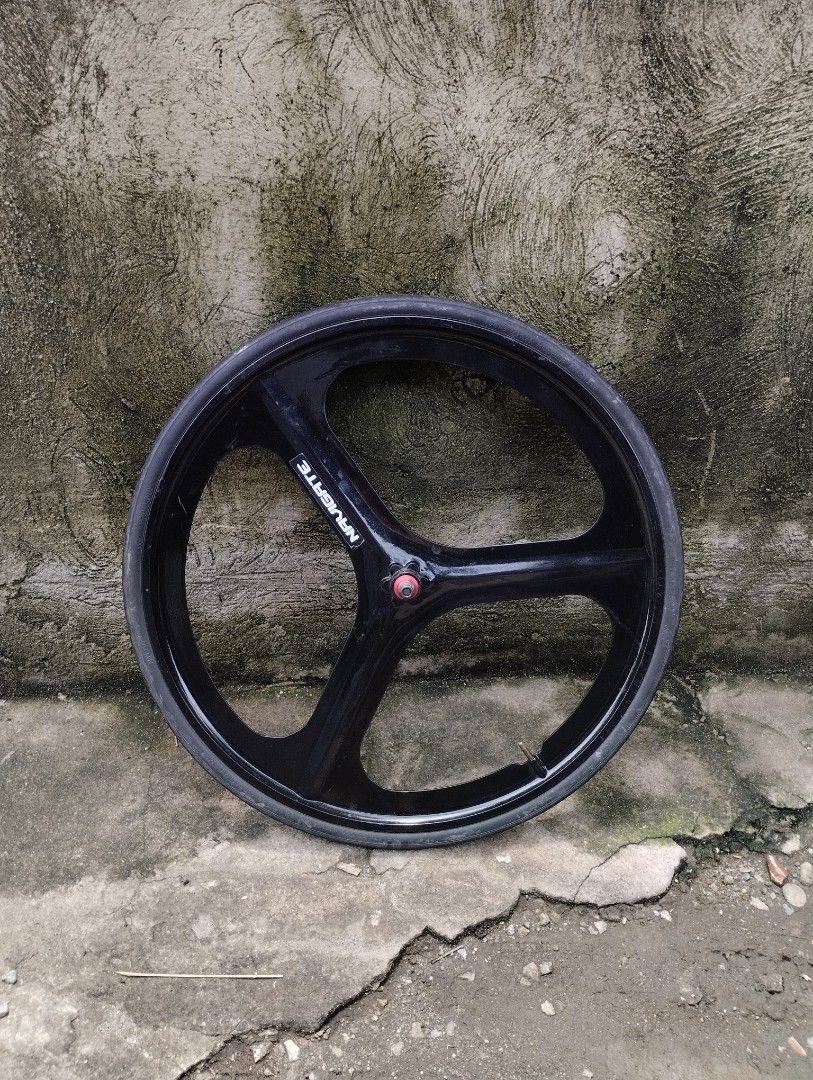 NAVIGATE TRI SPOKE, Sports Equipment, Bicycles & Parts, Bicycles on ...