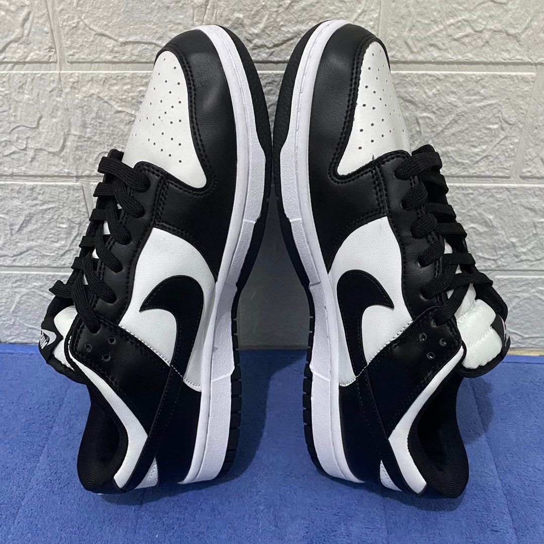 Nike Dunk Low Retro Panda, Fesyen Pria, Sepatu , Sneakers di Carousell